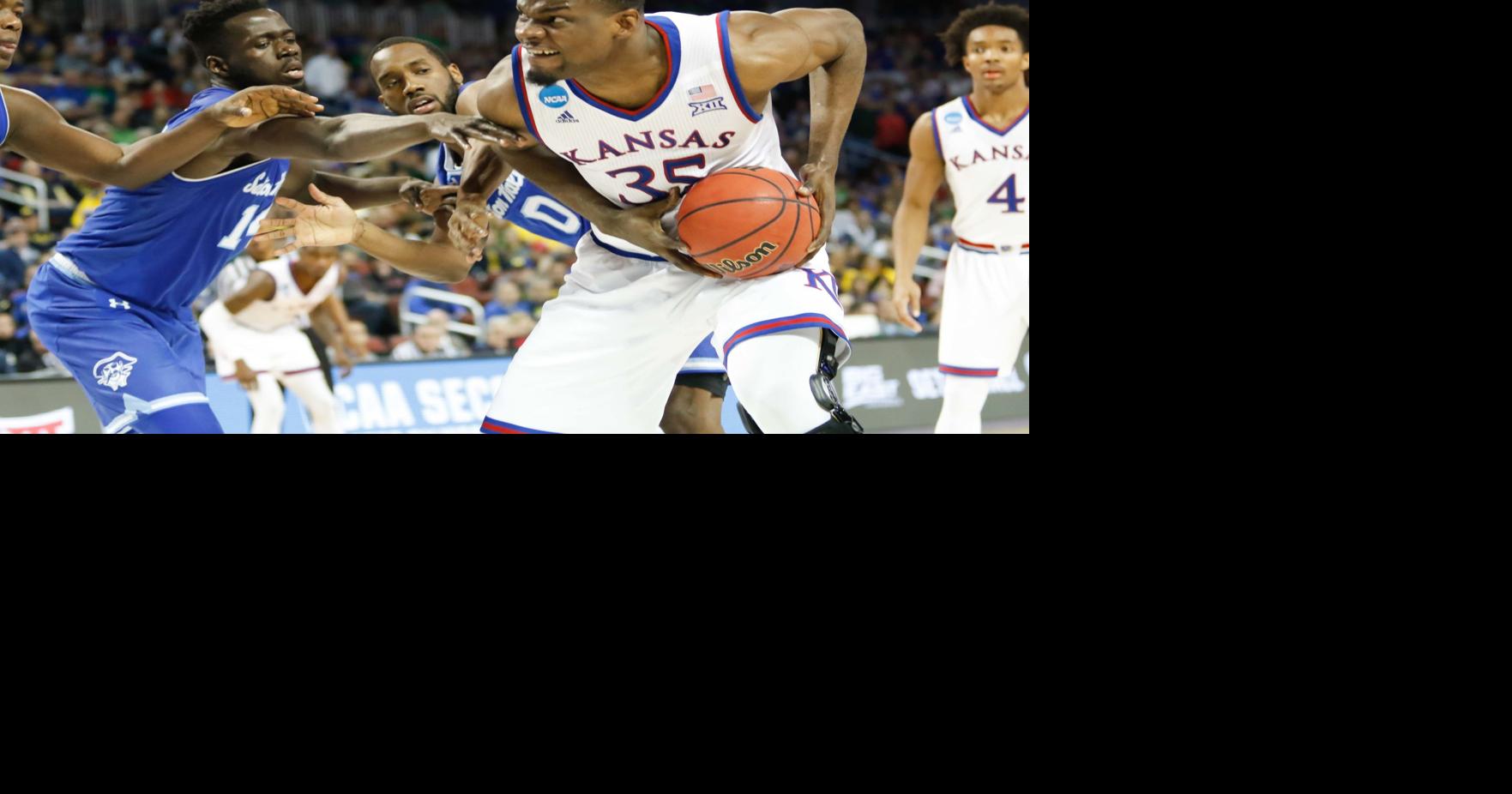 Udoka Azubuike enters NBA Draft, doesn’t hire agent | Sports | kansan.com