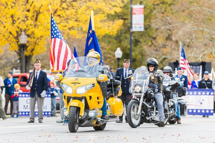 GALLERY: Veterans Day Parade | Gallery | kansan.com