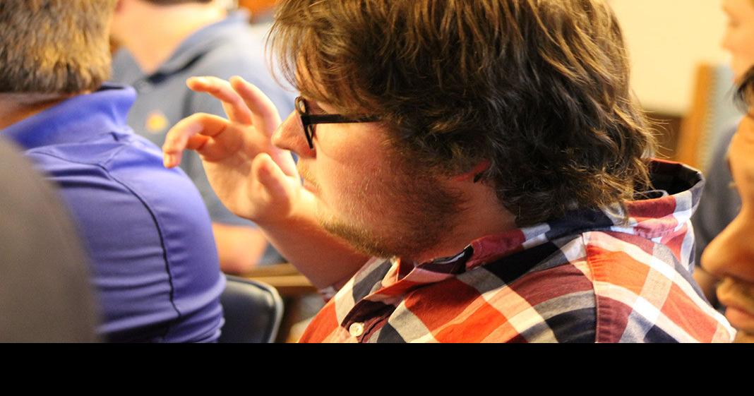 Student Senate committees elect new leadership | News | kansan.com