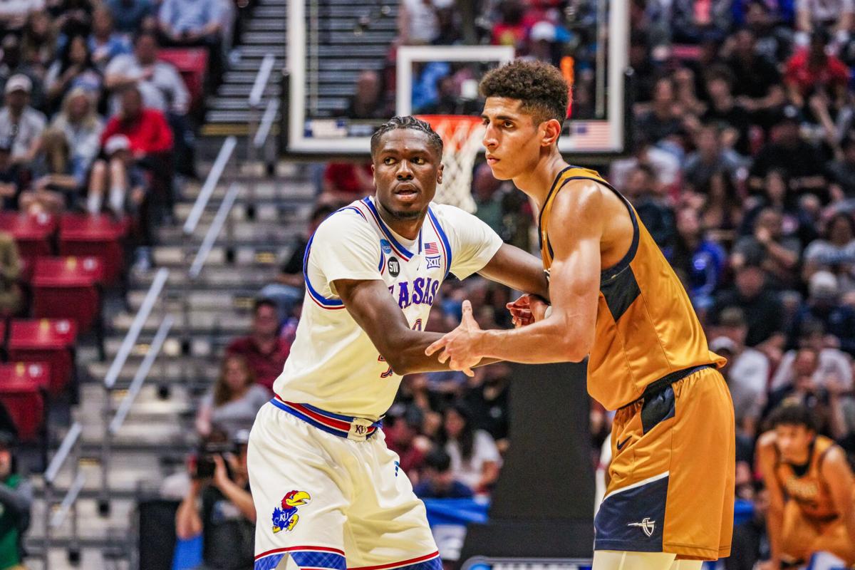 Former Kansas big man Flory Bidunga commits to Louisville | Sports ...