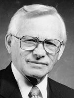 Former Chancellor 'Del' Shankel dies at the age of 90 | News | kansan.com