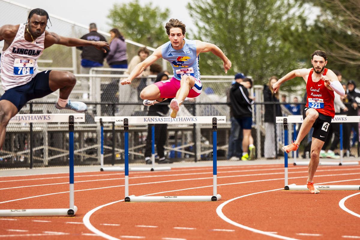 Kansas takes home 14 golds in Kansas Relays | Sports | kansan.com