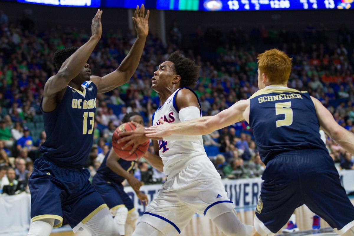 Gallery: Men's basketball vs. UC Davis | | kansan.com