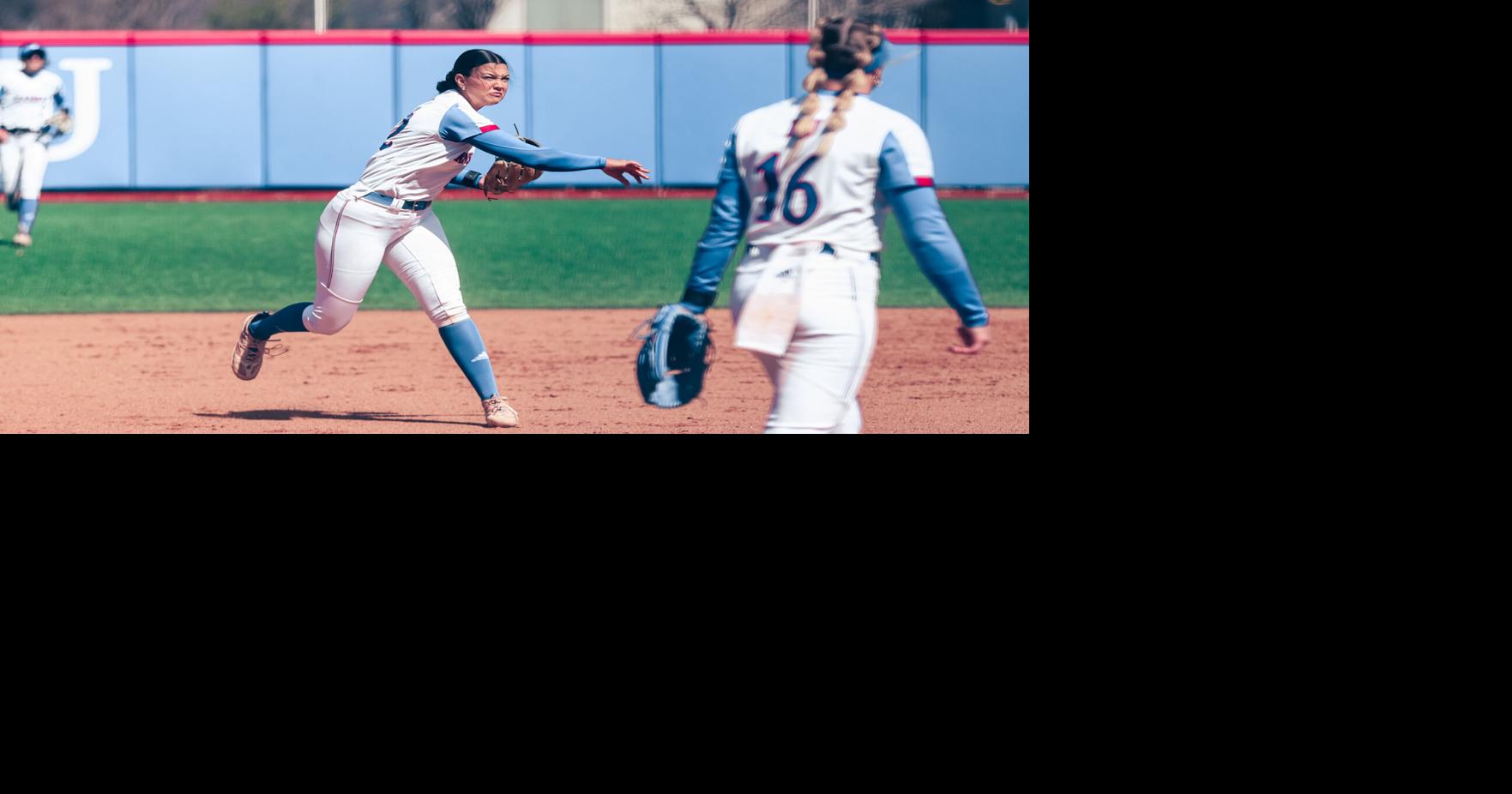 Kansas softball drops game one to No. 1 Oklahoma | Sports | kansan.com