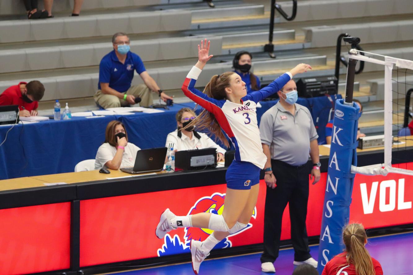 Inability to finish sets spells disaster for Kansas volleyball against ...