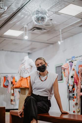 visual clothing line