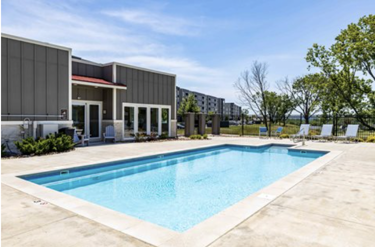 Life at Fairway Flats is a golf club dream at a great location | Arts ...