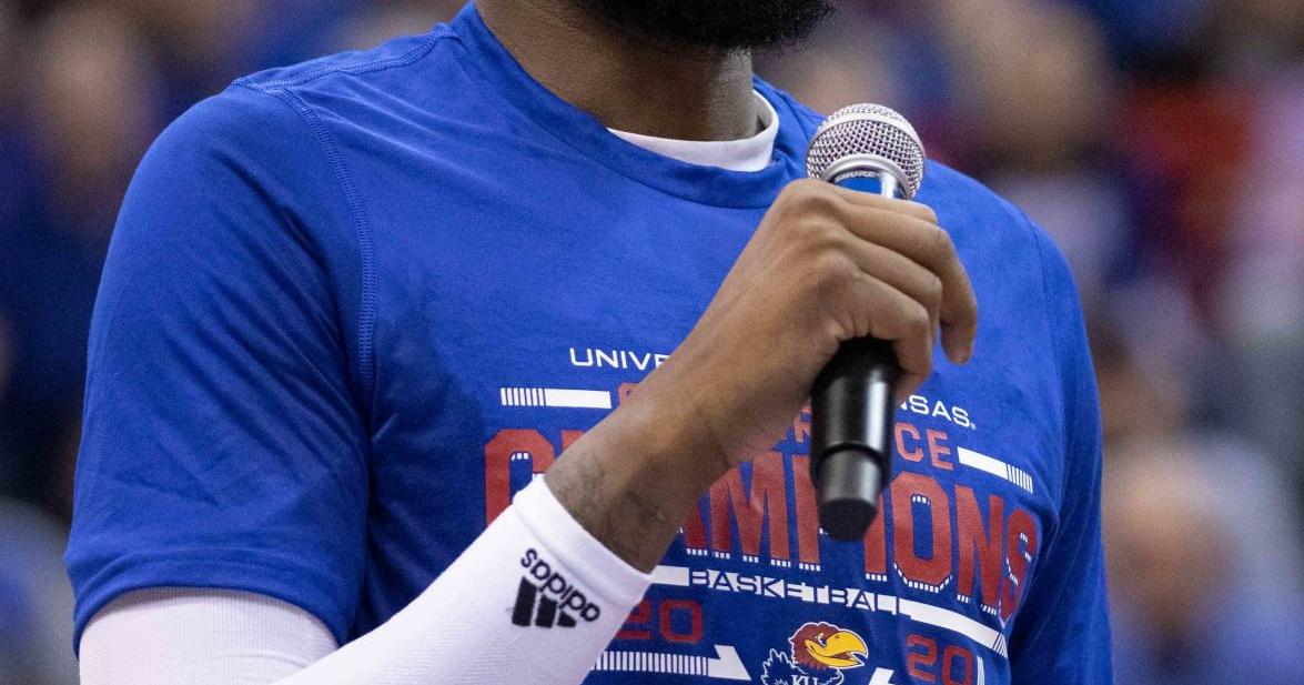Former Kansas basketball star Isaiah Moss signs with Brisbane Bullets ...
