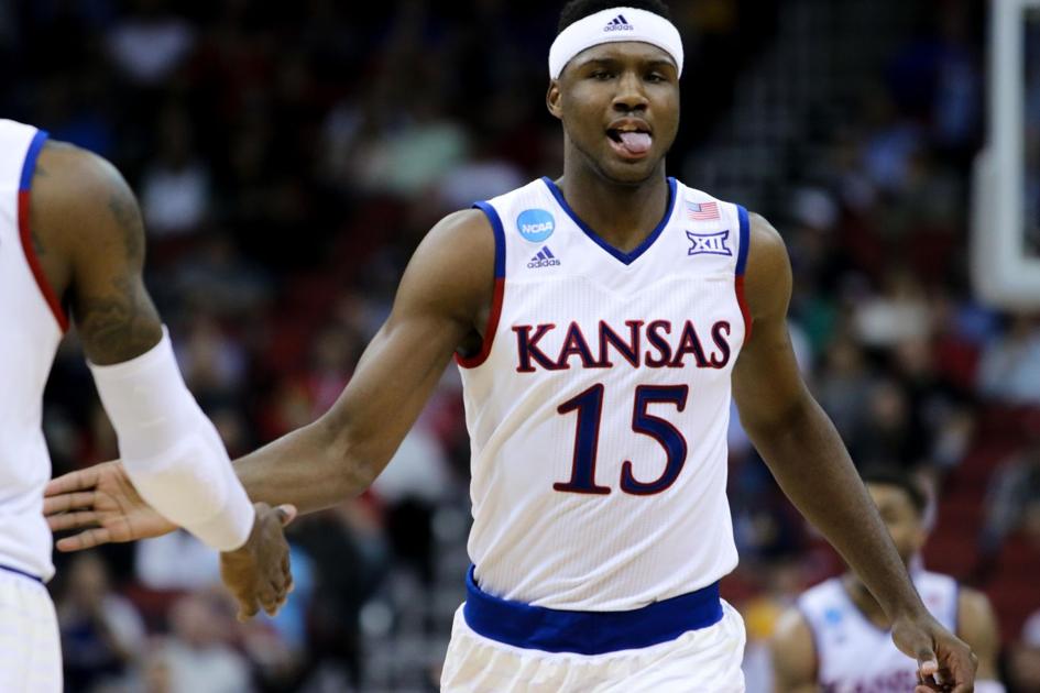 Carlton Bragg Jr Announces Return At Awards Banquet Sports