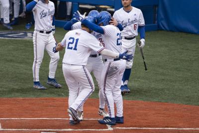 Kansas baseball burned by UIC Flames in season opener | Sports | kansan.com