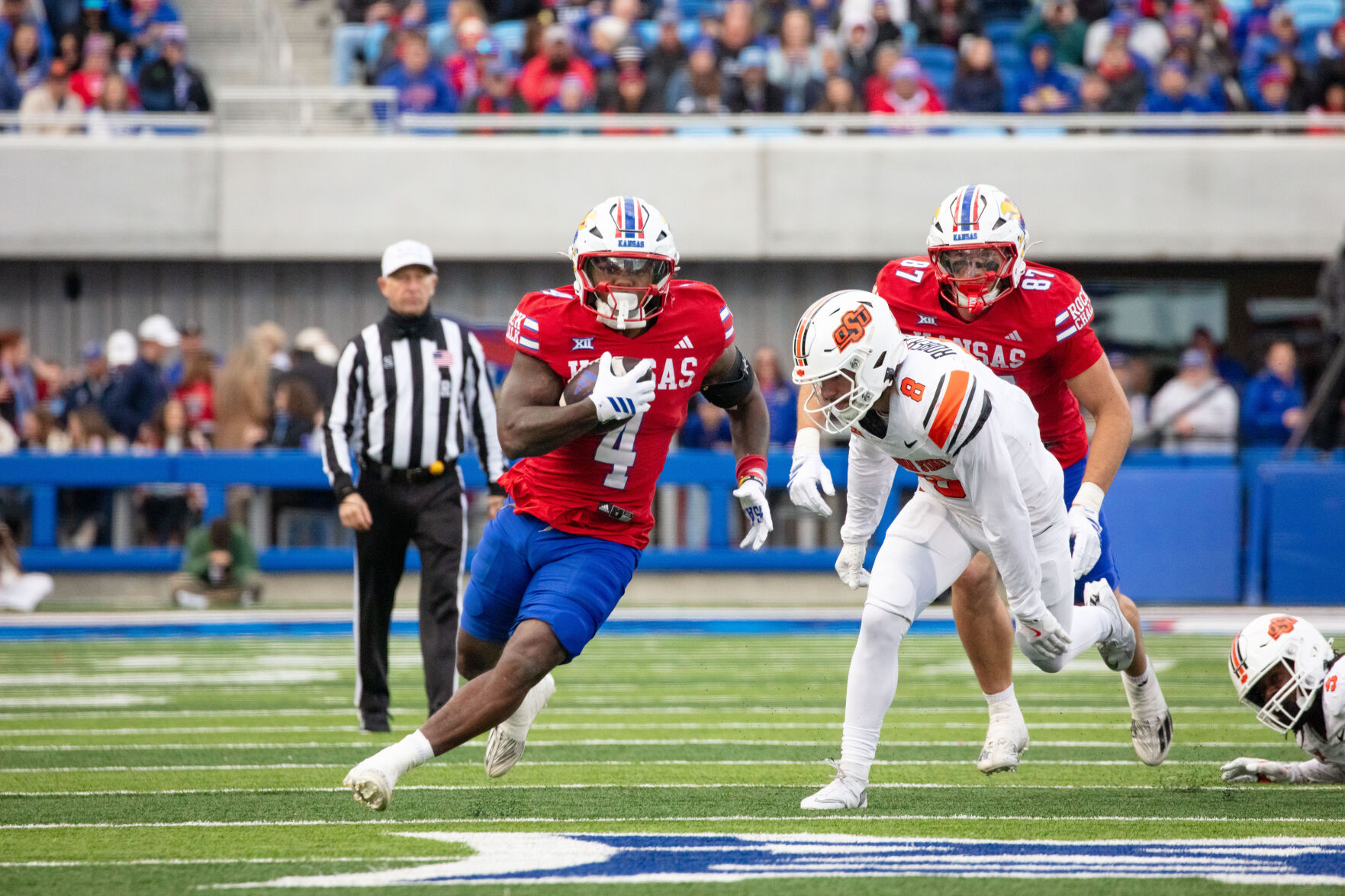 Kansas football’s run game helps Jayhawks dominate Oklahoma State ...