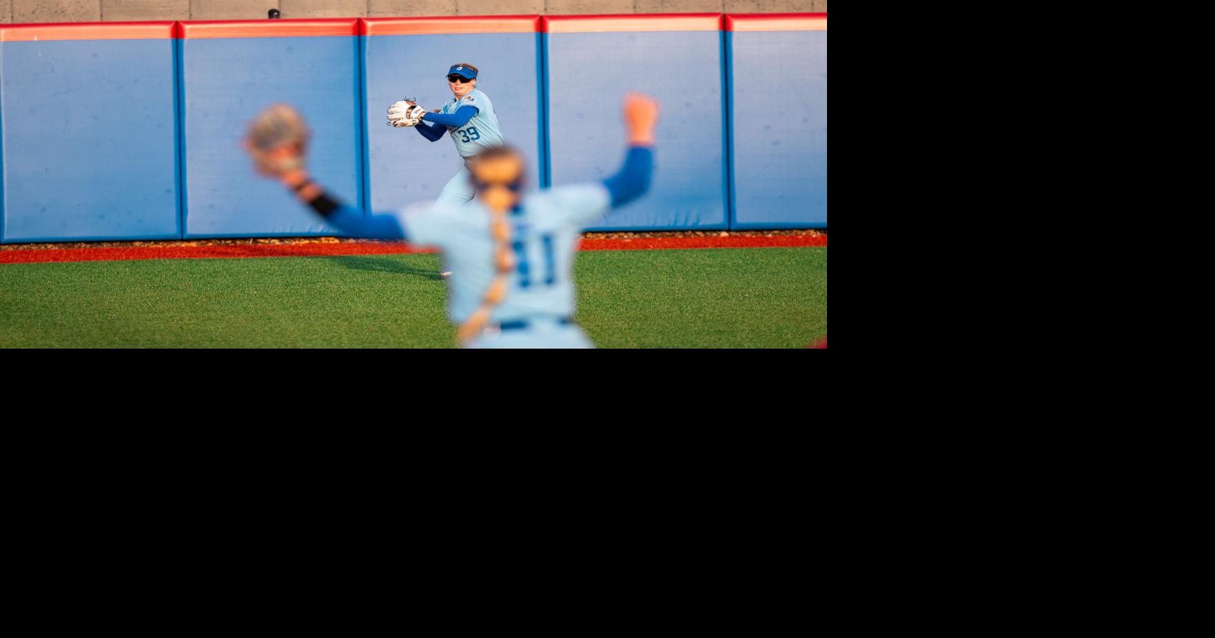 Kansas softball takes game one against Iowa State | Sports | kansan.com