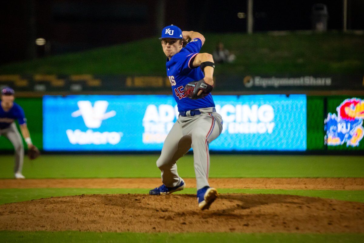 Kansas baseball lights up scoreboard in road win over Texas A&M-Corpus ...