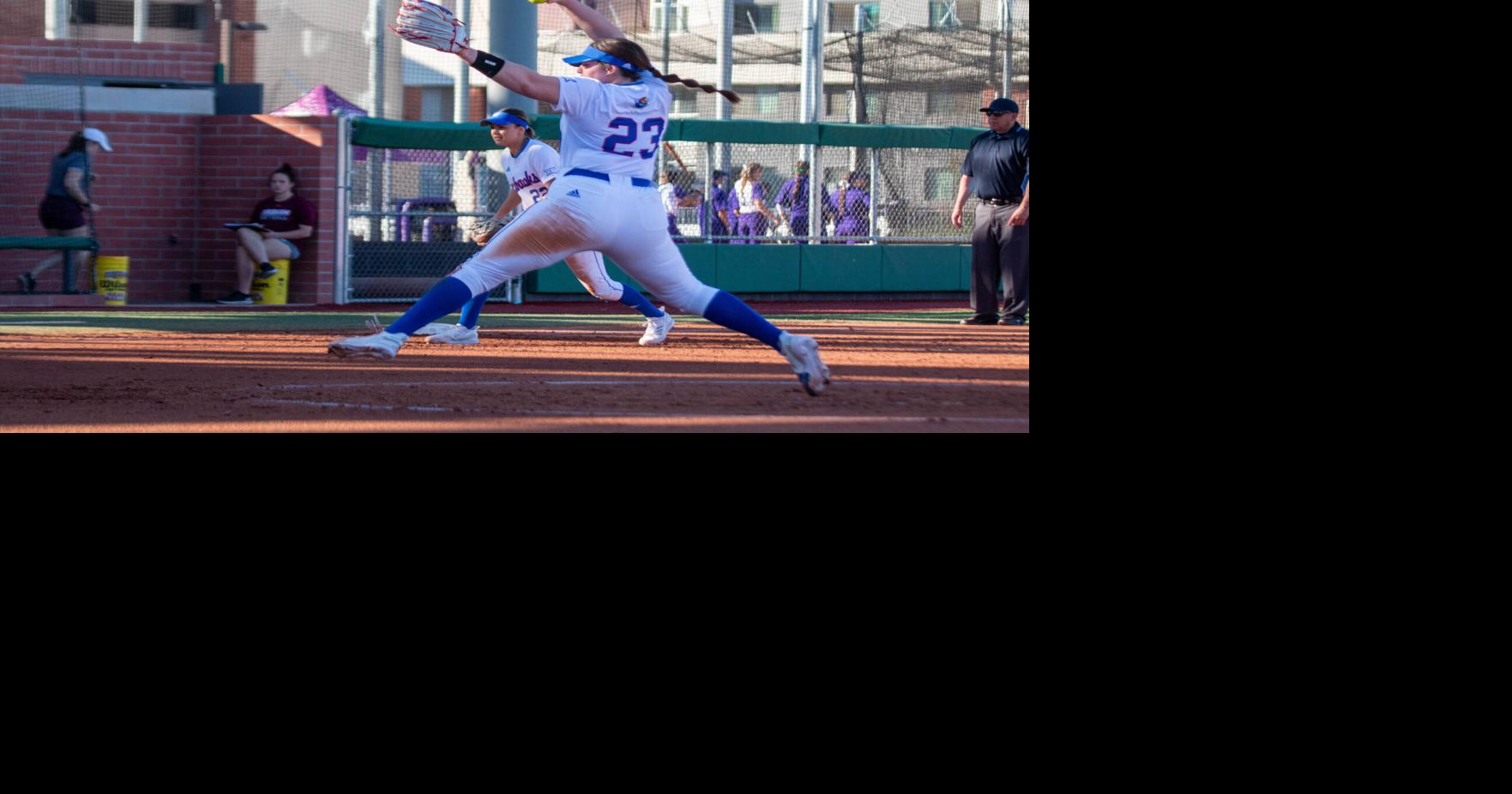 Kansas softball goes 2-3 in the Texas A&M Tournament | Sports | kansan.com