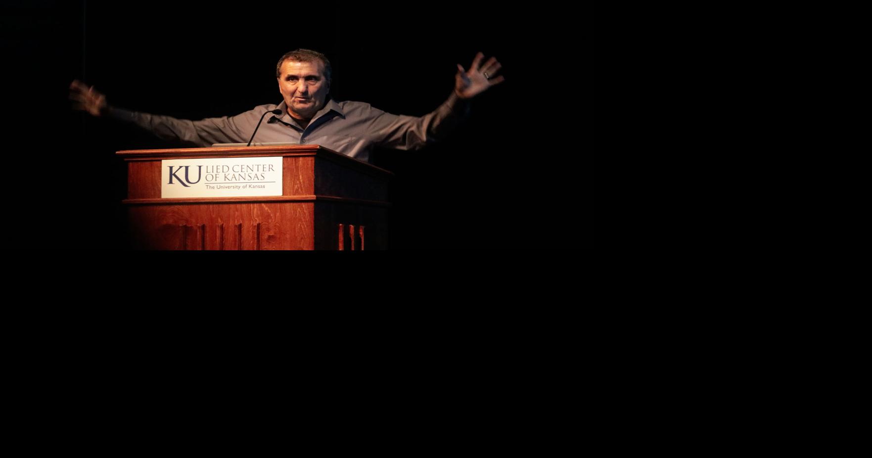 Packed Lied Center gets inside look at Obama presidency through ...