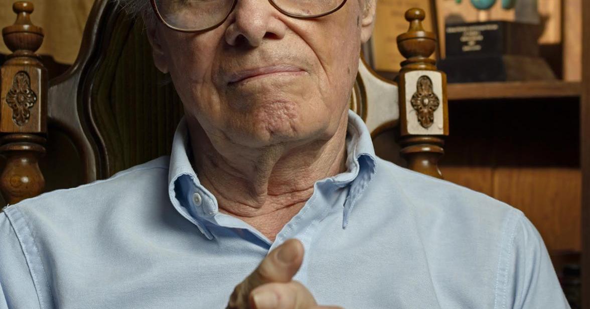 Professor James Gunn receives lifetime teaching award | Arts & Culture ...