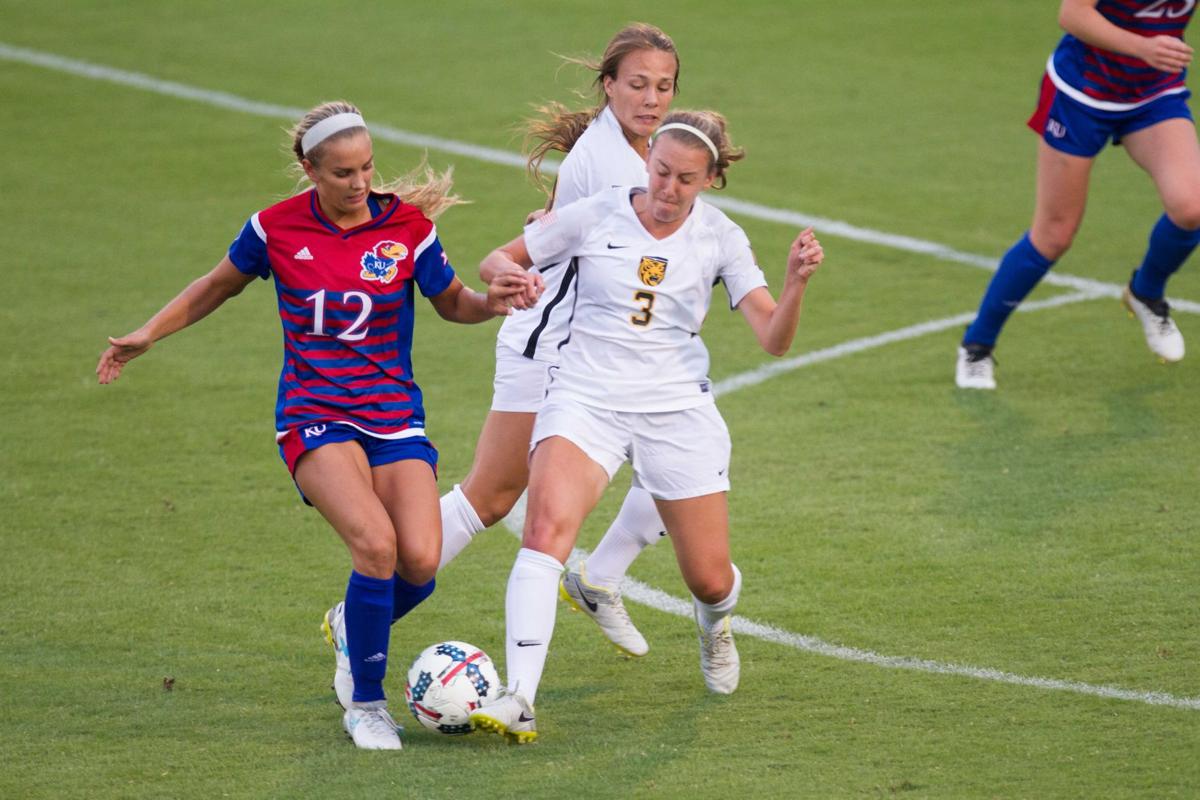 Gallery: Soccer vs. Colorado College | Gallery | kansan.com