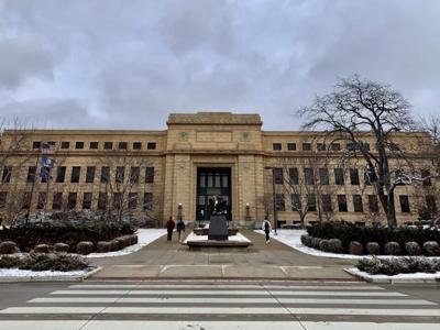 Despite cold temperatures, KU anticipates fully operational campus ...