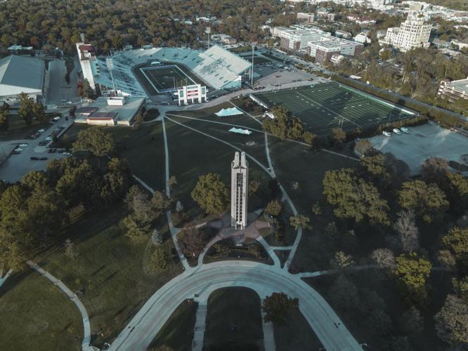 GALLERY: Campus in the fall | Gallery | kansan.com