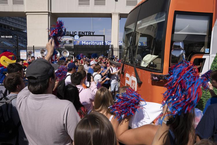 GALLERY: ESPN's College Gameday Bus Arrives at Memorial Stadium ...