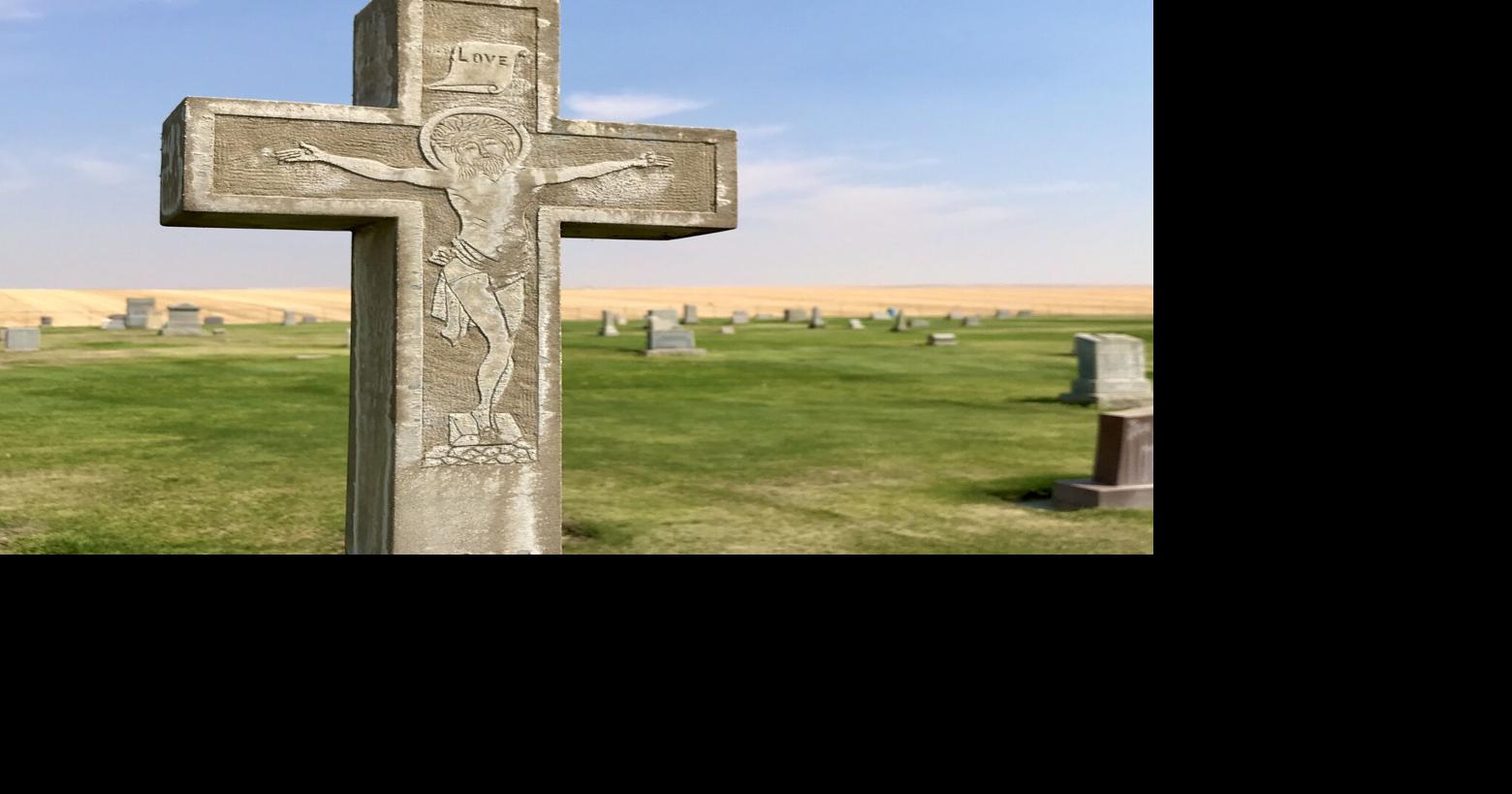 Cemetery Shapes: Xmas in the Cemetery | American Cemetery & Cremation ...