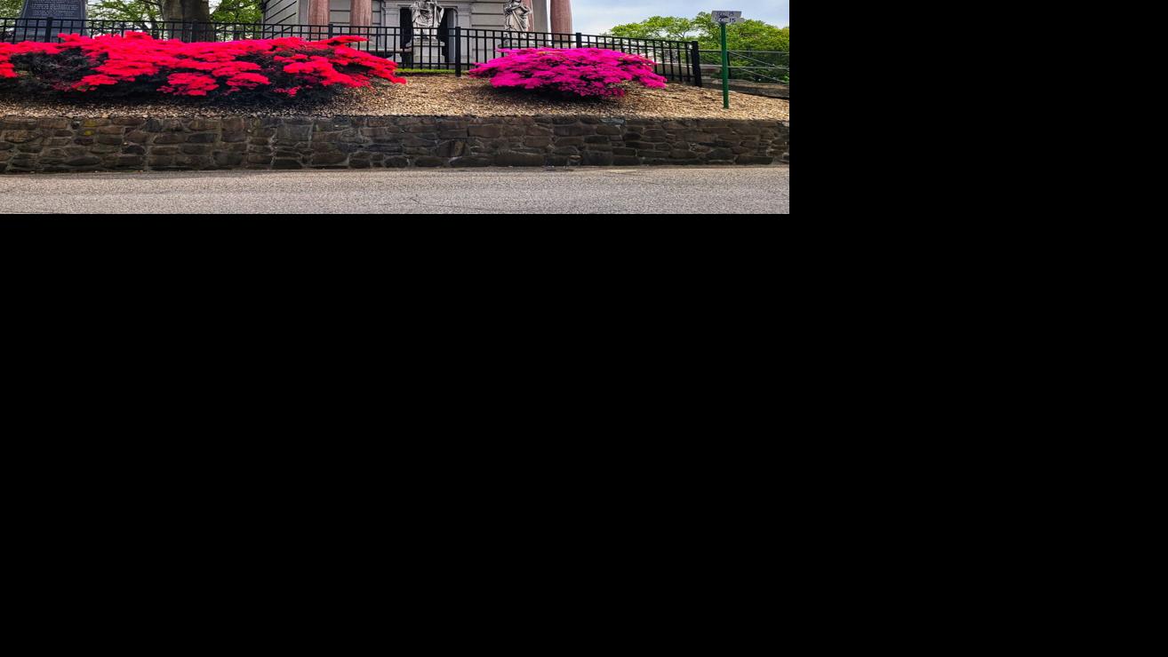 A December Gathering | American Cemetery & Cremation | kates-boylston.com