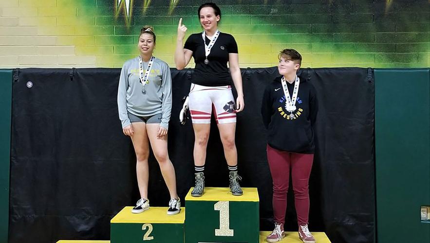 Vols senior Stephanie Broadbent to wrestle at Dixie State University ...