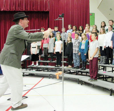 Cerbat Elementary Celebrates Christmas in Kingman | | kdminer.com