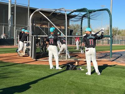 Diamondbacks retake field for first time since World Series appearance ...