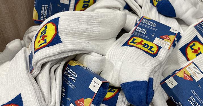 KAOL Middle School holds new sock collection drive | | kdminer.com