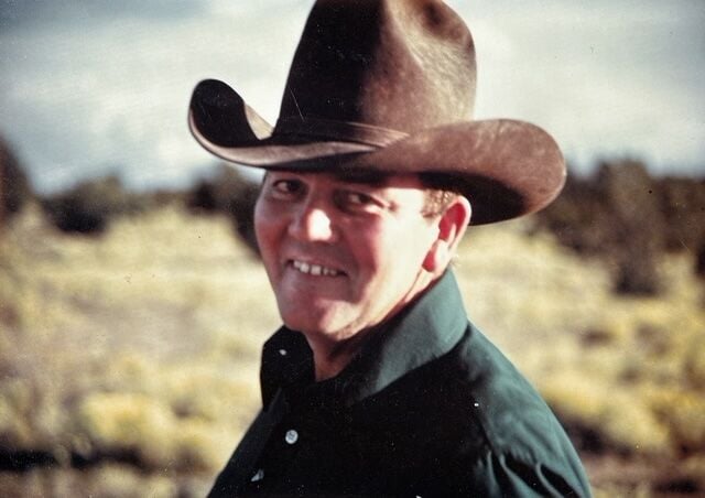 Obituary | Ken Maynard Pavey | Obituaries | kdminer.com