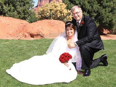 Wedding: Lou Ann Hill-Glentz and Friend Walker | Milestones | kdminer.com