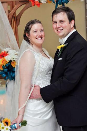 Wedding: Christopher Windle & Abigail Jacobs | Milestones | kdminer.com