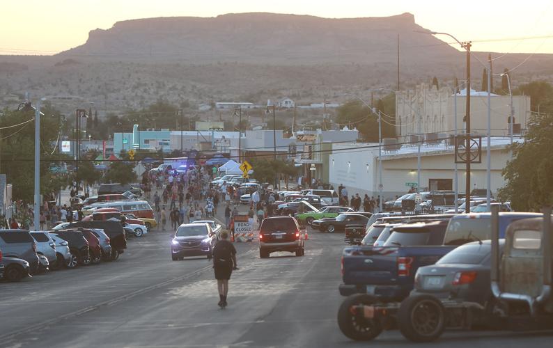 Photos: June First Friday, June 7 | Multimedia | kdminer.com