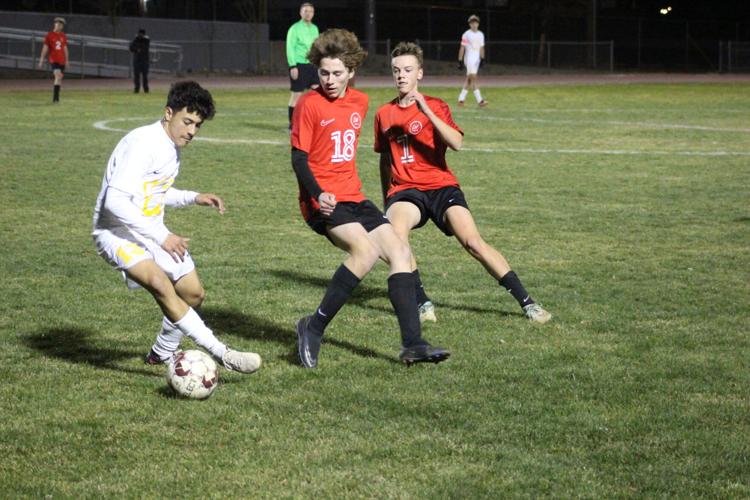 Boys soccer | Volunteers fall 8-0 to Barry Goldwater | Sports | kdminer.com