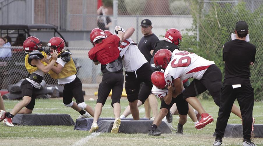 Lee Williams football practice | Sports | kdminer.com