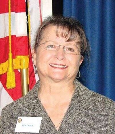 Casey sworn in by DAR | Milestones | kdminer.com