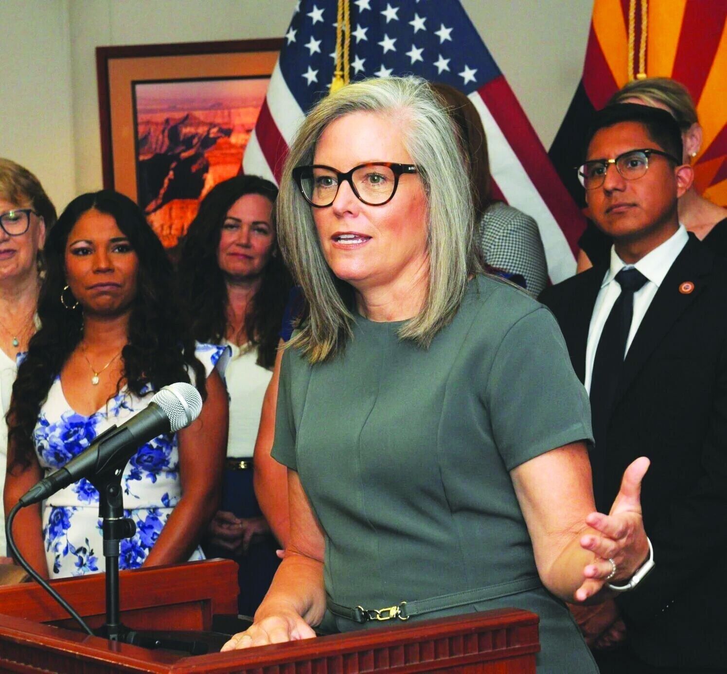 Hobbs launches ICE rights website amid rising enforcement and protests ...