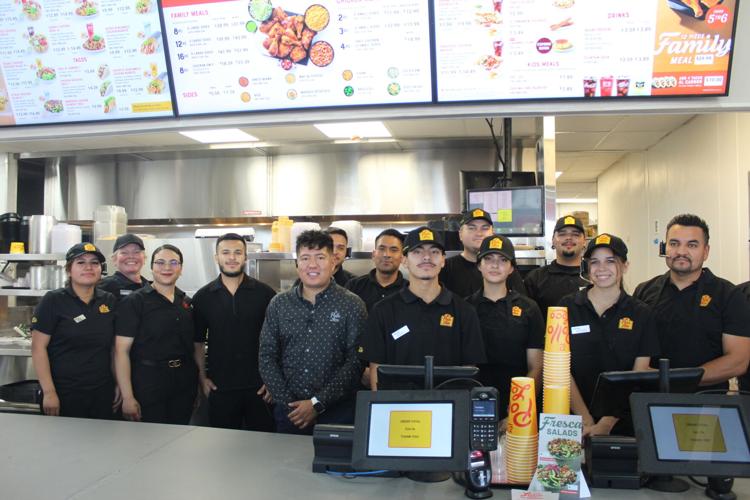 El Pollo Loco opens its doors in Kingman | News | kdminer.com
