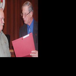 Kingman honors retired fire chief, welcomes his successor | | kdminer.com