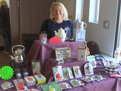 Fall into Christmas Craft & Gift Fair | Features | kdminer.com
