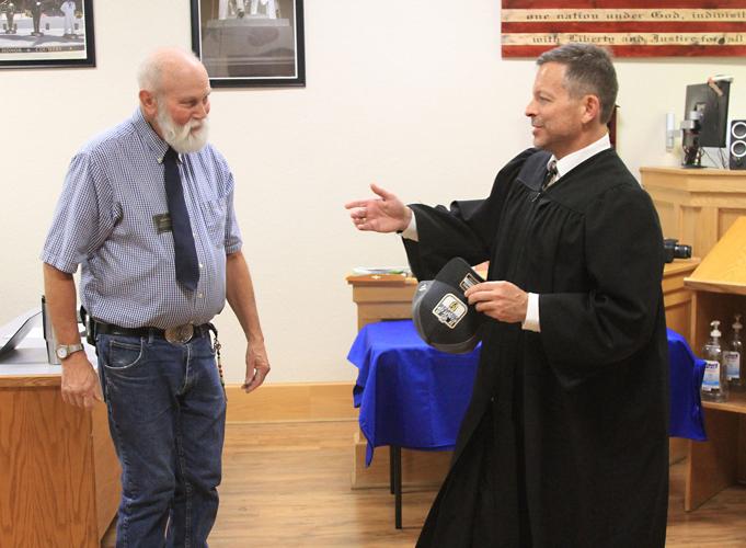 Kingman’s Veteran’s Treatment Court honors 100th graduate | Features ...
