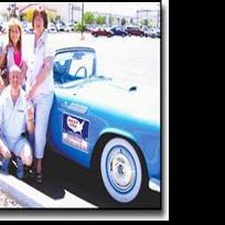 West USA’s Lori Warring shows support for Gates | | kdminer.com