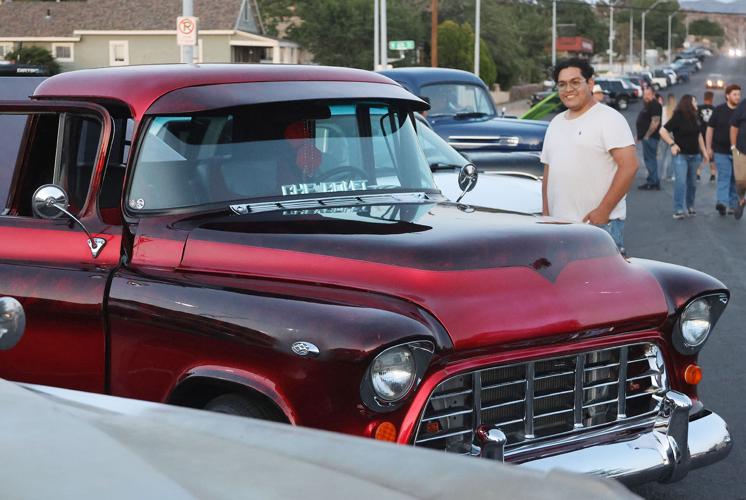 Photos: June First Friday, June 7 | Multimedia | kdminer.com