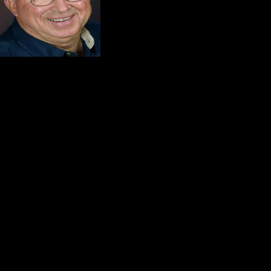 Fair board vet Dixon steps down