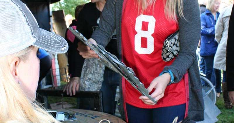 Funky Junk Market gathers a flock