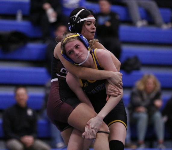 kearney-columbus-wrestling-dual