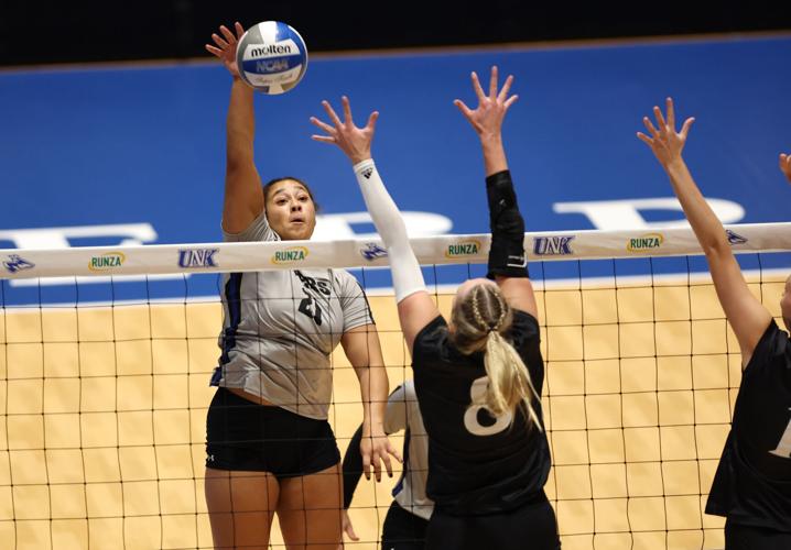 Loper volleyball team sweeps Missouri Western, Northwest Missouri