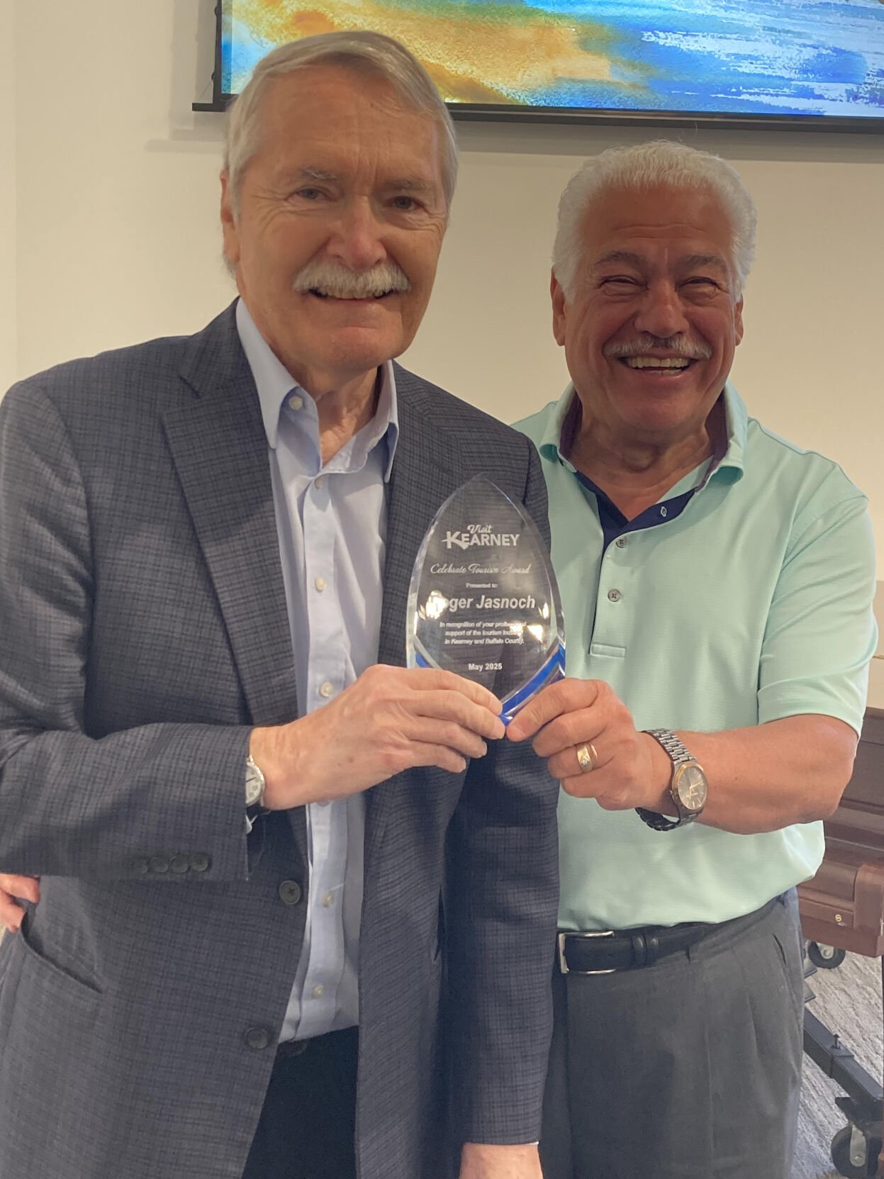 Kearney Visitors Bureau honors MONA, Roger Jasnoch