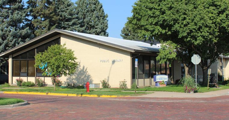 Holdrege Library begins food drive for local food pantry